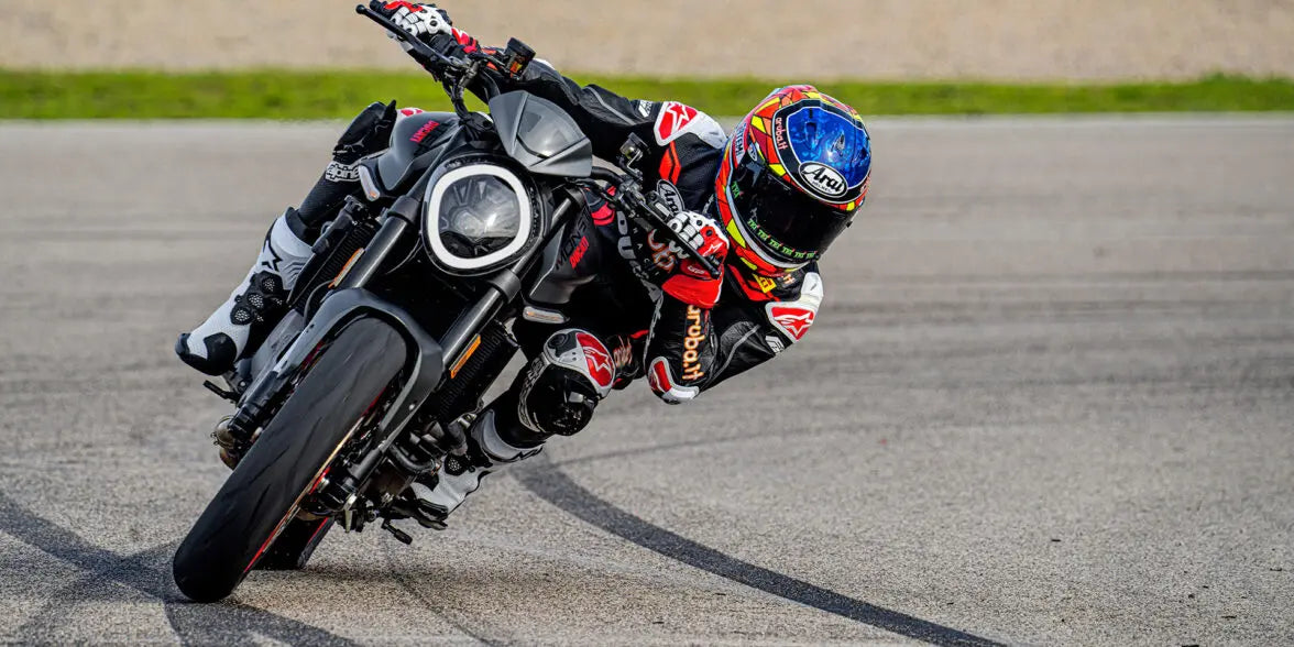 Ducati Monster Plus (2021) Review: A Lighter, Meaner Naked Beast Reima ...