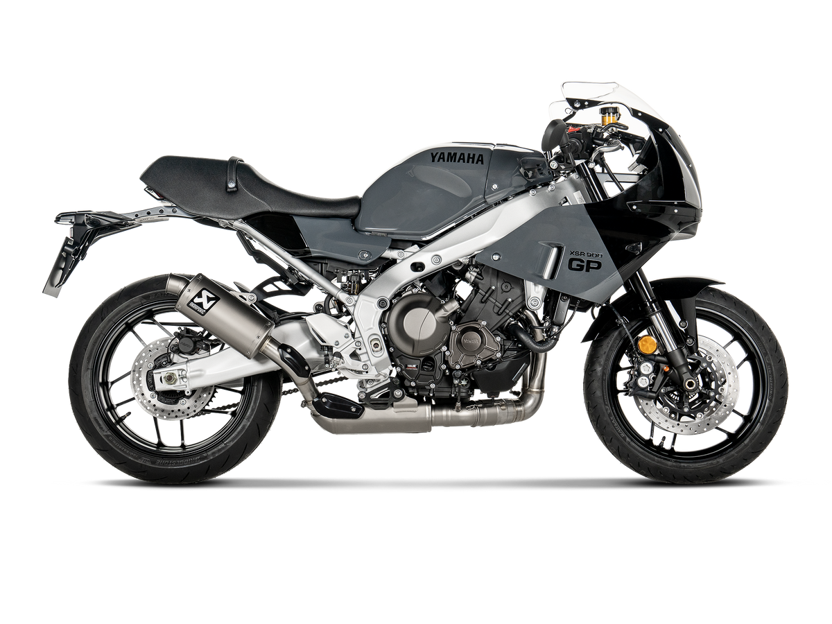 AKRAPOVIC Yamaha XSR 900 / GP Exhaust System "Racing Line" (titanium ...